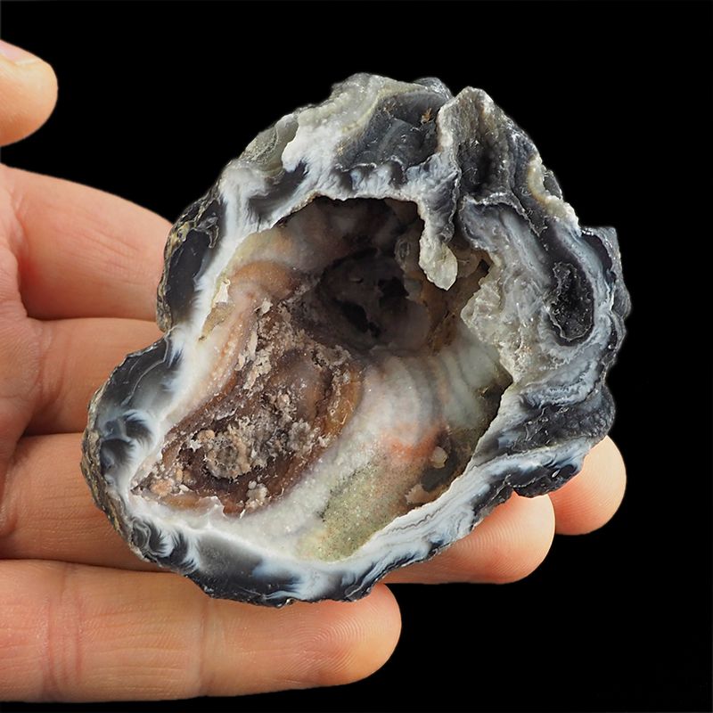 CHALCEDON W OTOCZACE AGATU WĘŻOWEGO - GEODA 71 mm - BRAZYLIA • cena ...